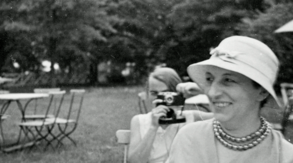 El documental [On Set with] Lilly Reich ve la luz — Flat Magazine